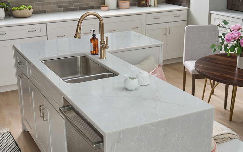 Taj Crema, VIATERA - Quartz Countertops | LX Hausys US