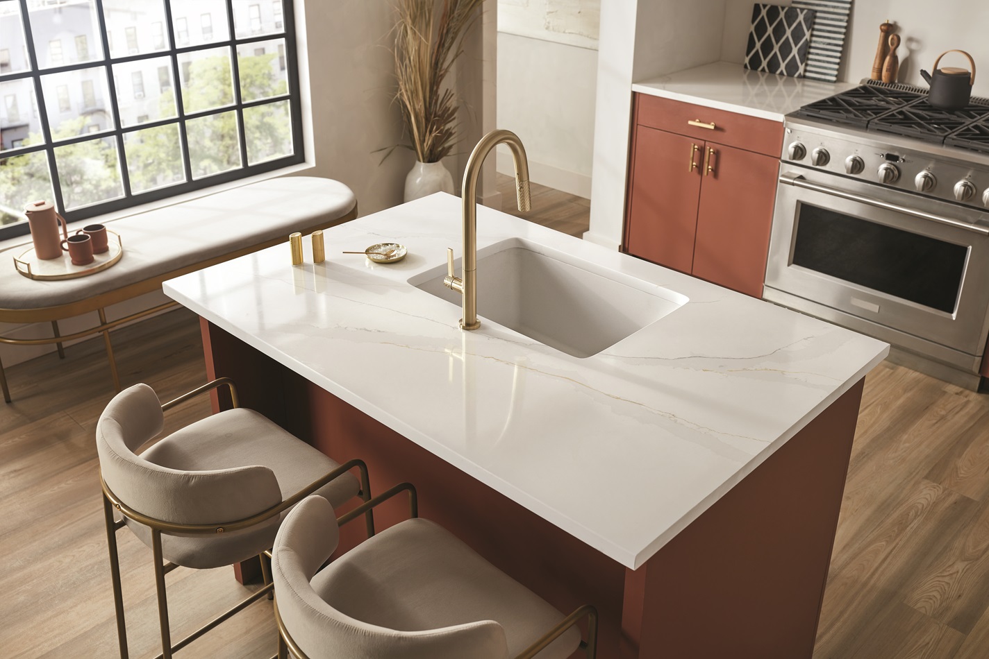 Calacatta Sol, VIATERA - Quartz Countertops | LX Hausys US