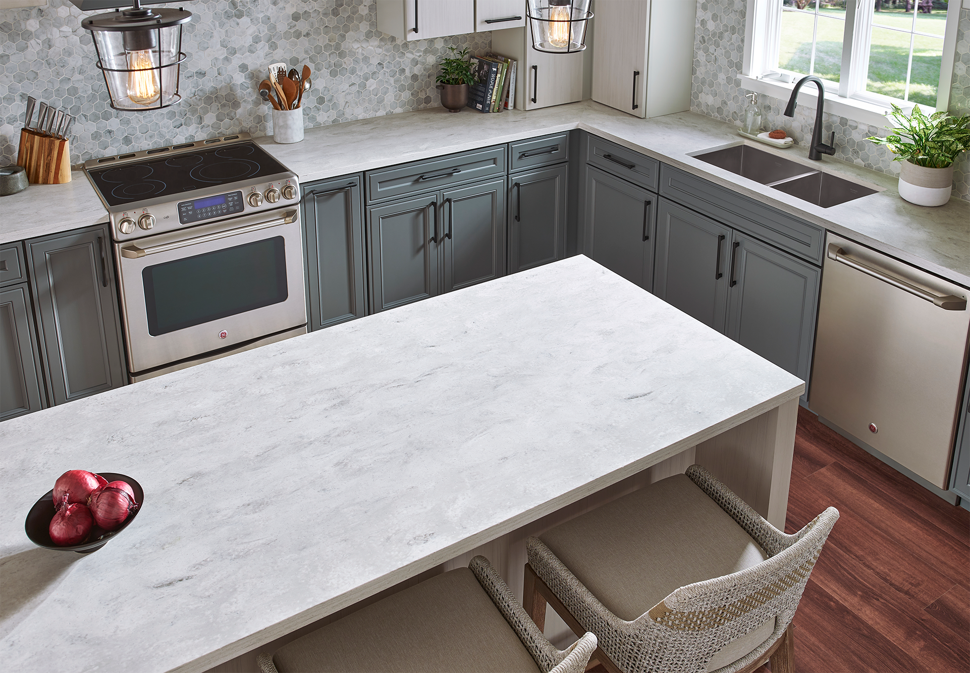 Aurora Cloud, HIMACS - Solid Surface Countertops | LX Hausys US